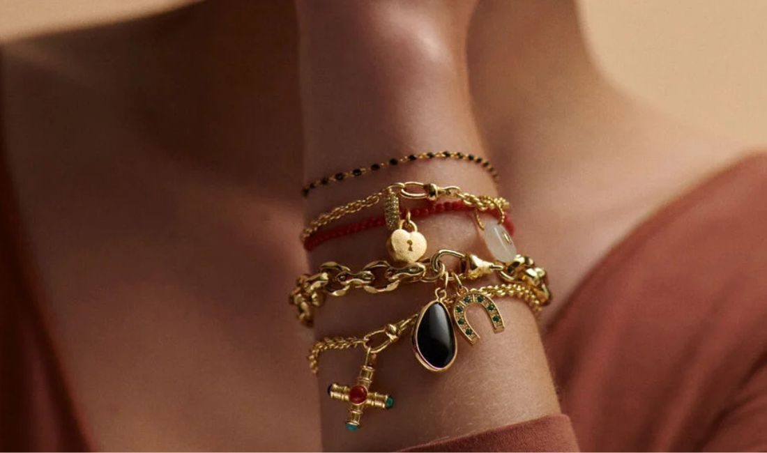 What is a charm? Antique amulets and jewelry — Orzyla